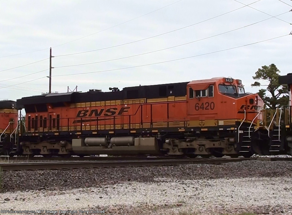 BNSF 6420
